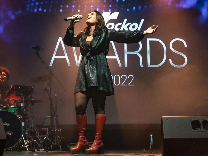 Rockol Awards: Margherita Vicario, Premio Tiscali: la performance ...