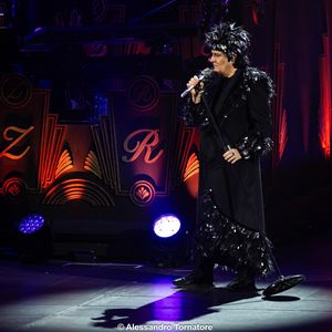 √ Concerto Renato Zero a L'Aquila il 23 agosto 2024 presso Teatro del ...