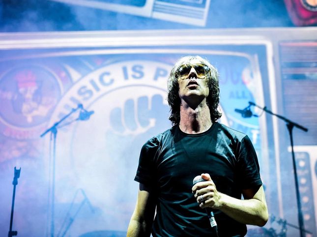 √ Richard Ashcroft sarà in Italia per un solo solo concerto - Rockol