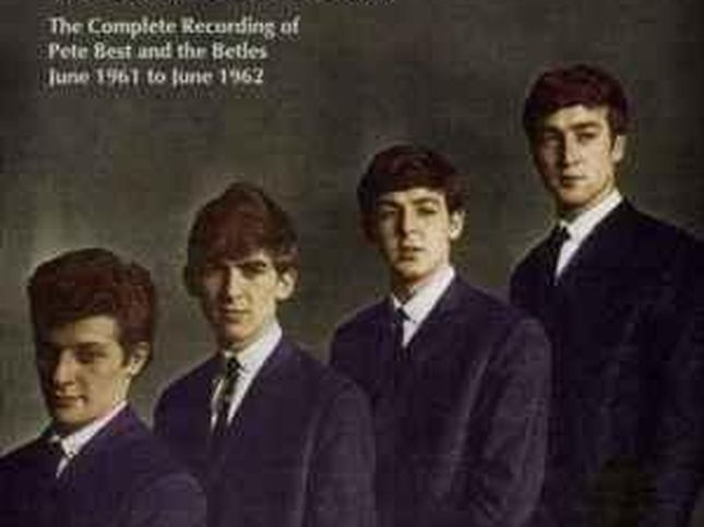 √ Si ritira Pete Best, ex batterista dei Beatles - Rockol