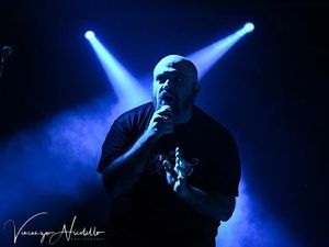 √ Linea 77 - Rockol