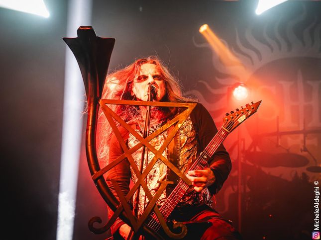 √ Behemoth e Dimmu Borgir, una data ad ottobre 2026 - Rockol