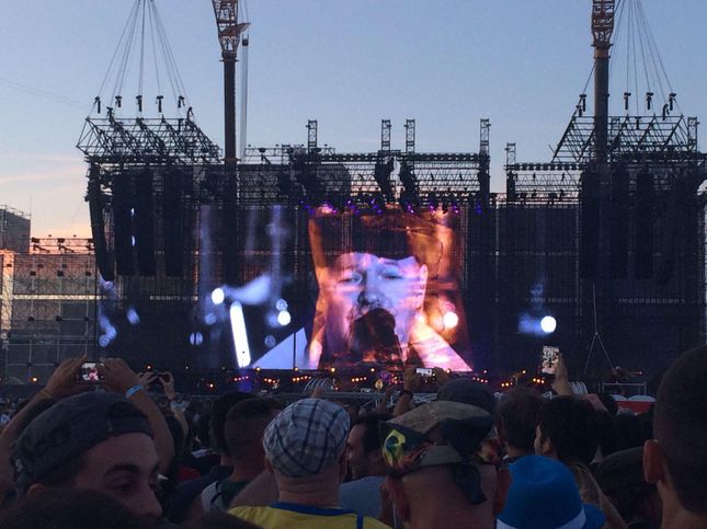 √ Vasco Rossi, il video integrale dell’apertura di Modena Park - GUARDA ...