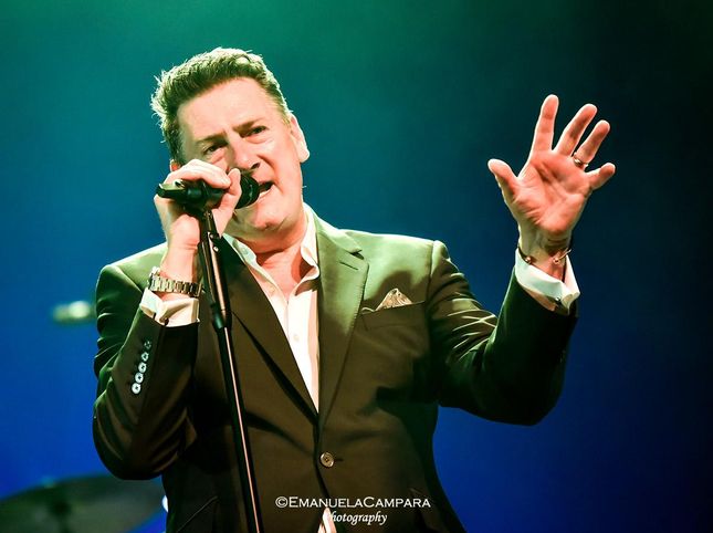 √ Tony Hadley - Rockol