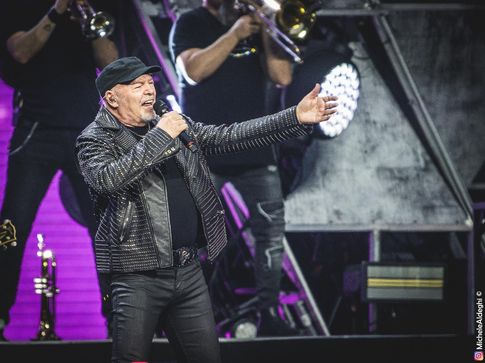 √ Vasco Rossi: le prime anticipazioni sulla scaletta del tour 2025 - Rockol