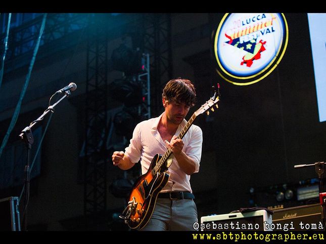 √ Nic Cester - Rockol