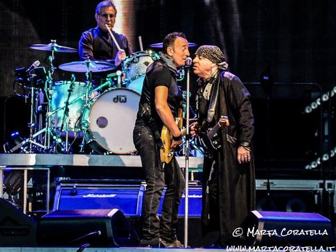 √ Springsteen, "Born in the USA", Milano: la cronaca del live (2/2 ...