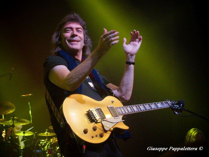 √ steve hackett genesis lasciati nel 1977 concerti italia luglio 2016 ...