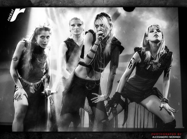 √ 21 dicembre 2024 - Viper Theatre - Firenze - Erisu in concerto - Foto ...