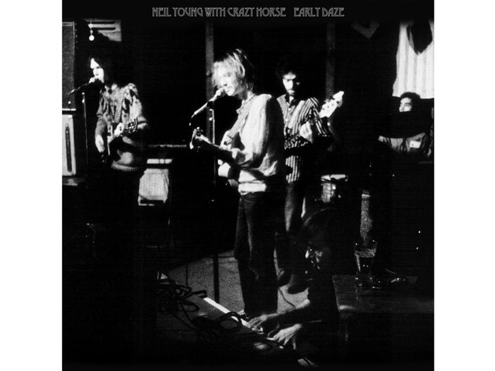√ Il "vecchio" Neil Young con band su disco - Rockol
