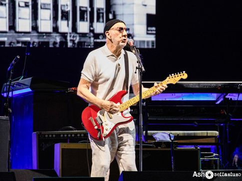 √ Quando Pete Townshend vendette più degli Who - Rockol